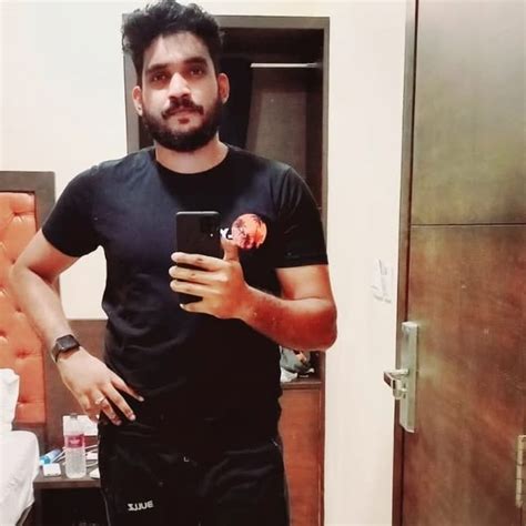 Mohammed Aslam Aslu • Threads Say More