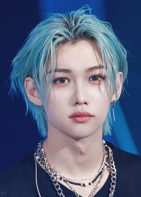 Felix Felix With Blue Eyes Lee Felix Cute Pictures Felix Skz Blue Eyes