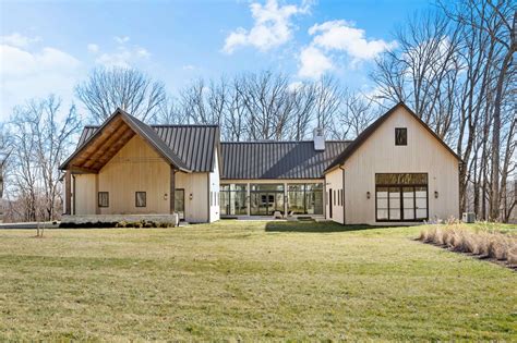 The Bear Creek Residence Sioo X Abodo® Vulcan Cladding Resawn Timber Co