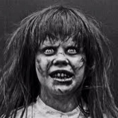 Pin By Melissa Del Valle On Scary The Exorcist Linda Blair Horror