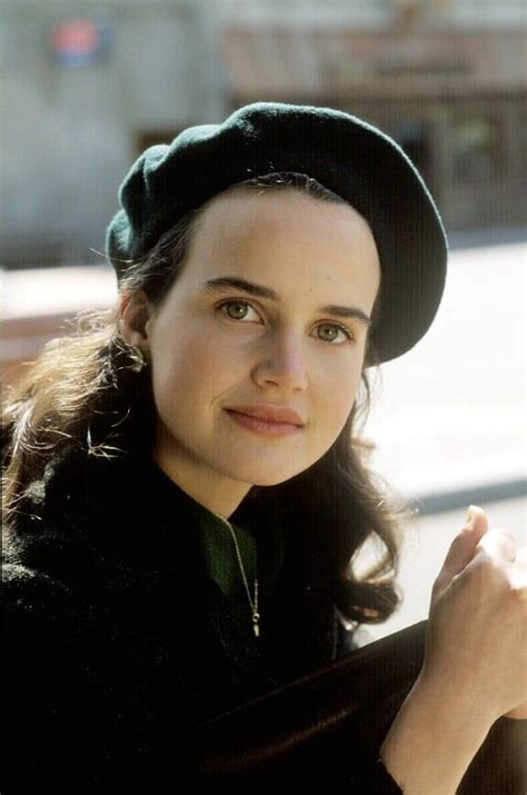 Carla Gugino 1993 90s Brunette Actresses Brunette Famous Women