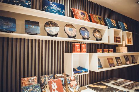 盛开在羌族人民心中的 羊角花”——羌绣 搜狐大视野 搜狐新闻