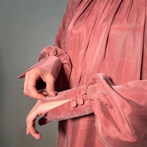 Нежное изящное платье на любое мероприятие🌸 Стильные наряды Абая стиль Модные стили