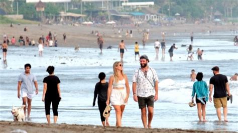 Tourists Concerned Indonesia New Criminal Code Ban On Sex Outside Of Marriage International