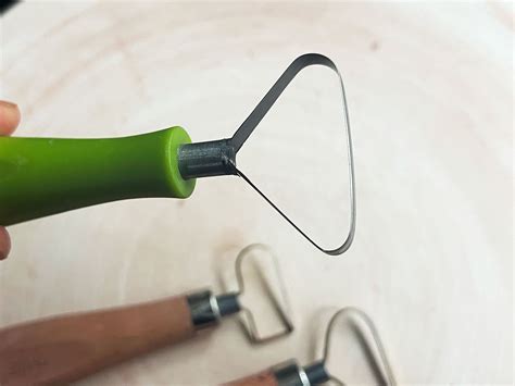 The Best Loop Tools For Trimming Pottery The Studio Manager