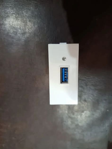 Modular Usb Charger Socket At Best Price In New Delhi By Chem India Id 2853015564088