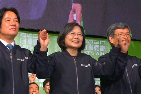 毫无悬念！蔡英文就职连任当天将“回锅”民进党主席凤凰网视频凤凰网