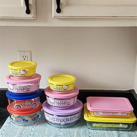 Hello Kitty Pyrex R Hellokitty