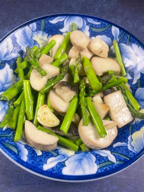 King Oyster Mushrooms Stir Fry With Asparagus • Oh Snap Lets Eat