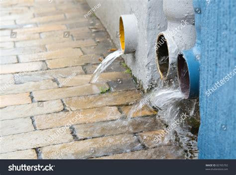 Hot Water Overflow Pipe Running At Jennifer Carr Blog