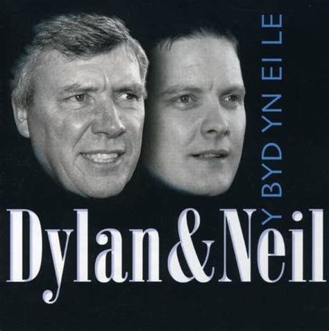 Y Byd Yn Ei Le Dylan And Neil Amazones Libros