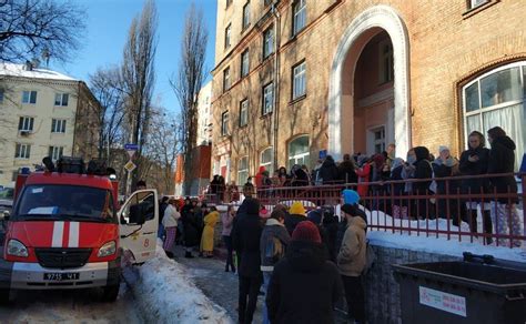 Пожежа в одному із гуртожитків столиці фото Вечірній Київ