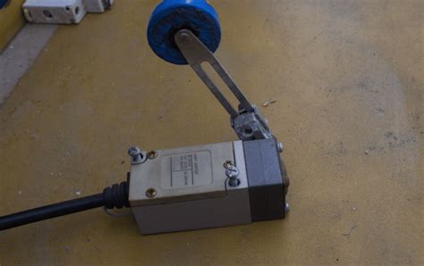 Understanding The Limit Switch On Garage Door