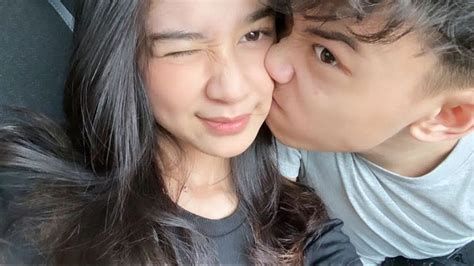 Who Is She Kenapa Dia Cubit Cubit Kamu By Mai Medium