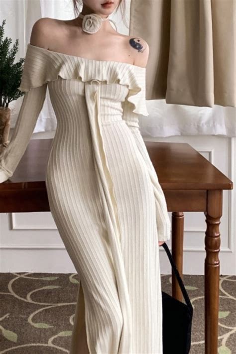 핑크프릴 래이 러블리 프릴 오프숄더 긴팔 파티룩 롱원피스플라워 목걸이포함