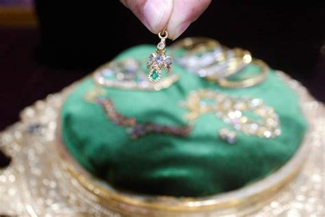 ရတနာပုံခေတ် နန်းတွင်းသုံးပစ္စည်း ၁၅ မျိုးခန့်ကို ရှေးဟောင်းအမွေအနှစ်အဖြစ် ပြန်လည်ပြသရန် အစီအစဉ်ရှိ