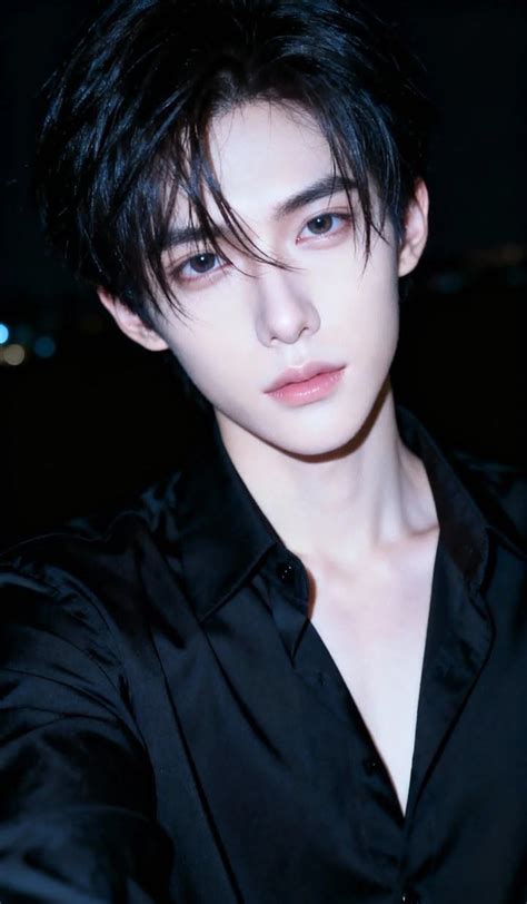 Chinese Handsome Men Chinese Handsome Boys Black Hair Anime Guy
