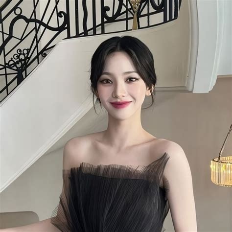Pin Di Karina Gadis Gadis Cantik Selebritas Gadis