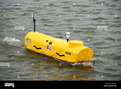 An Autonomous Mobile Buoy Is Demonstrated In National Harbor During The 2016 Sea Air Space