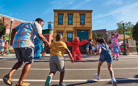 Meet Your New Neighbors On Sesame Street Land