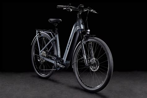 Rower Elektryczny Cube Kathmandu Hybrid Pro 625 2022 1400000 Zł