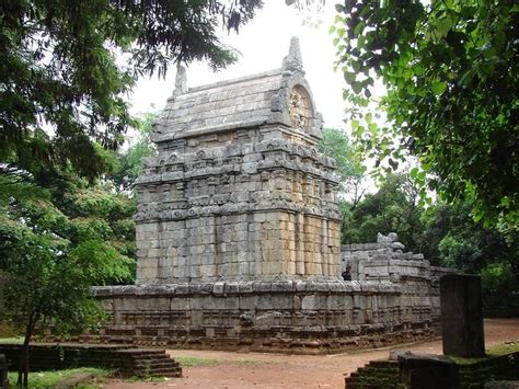 නාලන්දා ගෙඩිගේ හෙළ දෙරණේ ඉතිහාසය Facebook