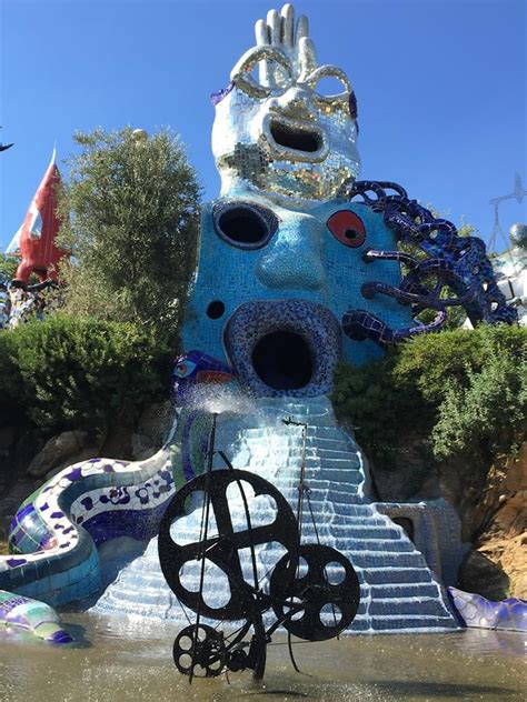 Capalbio The Tarot Garden Of Niki De Saint Phalle Glass Art Projects Mosaic Art Public Art