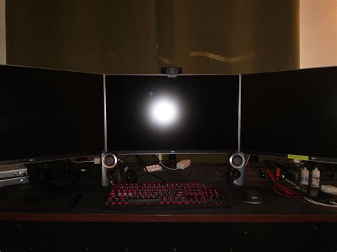 Growing A 3x1 27 Monitor Array 4 Monitors Mounting Suggestions R