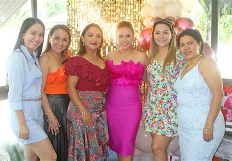 Gelyn Festeja 40 Años De Vida