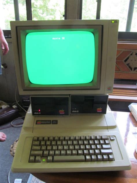Apple Iie Computer Apple Computer Monitor Ii Disk Owners Etsy New Zealand
