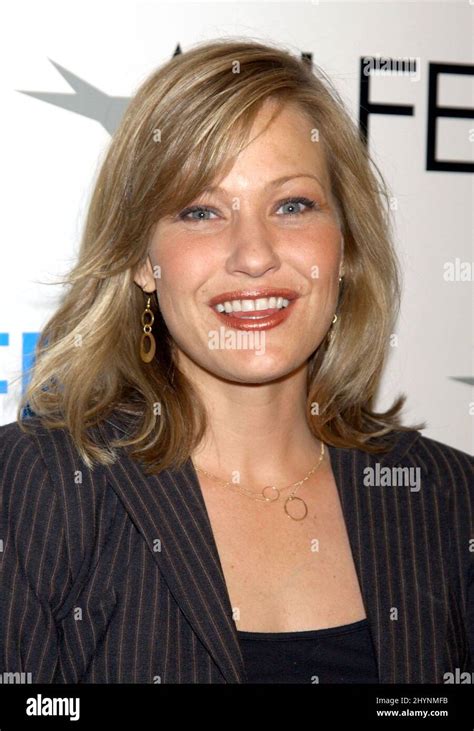 Joey Lauren Adams Attends The House Of Sand And Fog Premiere In