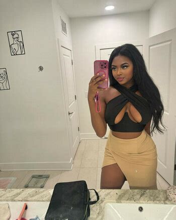 Sheena Marie Sheenamarie Thatgurlsheenaa Nude Leaks Onlyfans