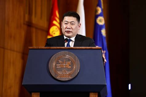 Л Оюун Эрдэнэ Тэнгэрлэг Монголын залуу иргэн та хязгааргүй өндөрт