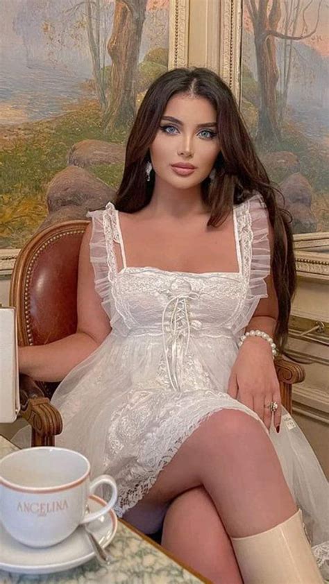 Stylish Dresses Elegant Dresses Stylish Outfits Cute Beauty Runway Dresses Fashion Dresses