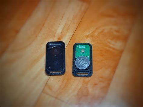 Замена батарейки в Bluetooth Smart метке Starline S96 v.2 — Skoda Karoq ...