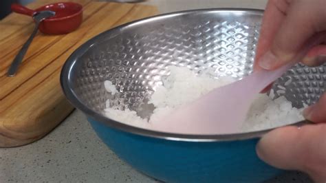간단한데 중독적인 명란오이김밥 간편한 튜브형명란 활용