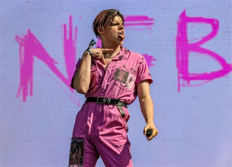 Yungblud Performs Live Stream Concert And Leads Ig Pub Quiz Soundazed