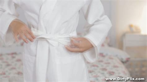 Foxy Di Courtesan Eporner