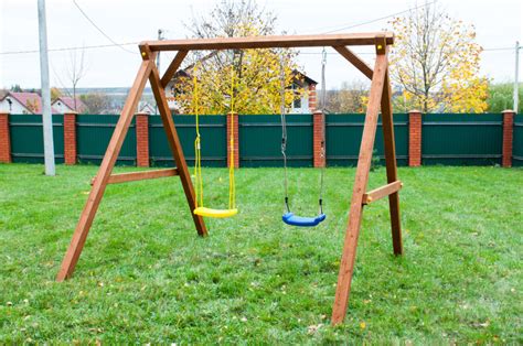 Columpio de madera para niños (47 fotos): modelos de madera colgantes ...