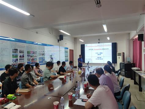 云南大学农学院院长胡凤益教授来访我院，并为作物学师生做了题名为《多年生稻（perennial Rice）创制及应用》的学术报告 宁夏优势特色作物现代分子育种重点实验室