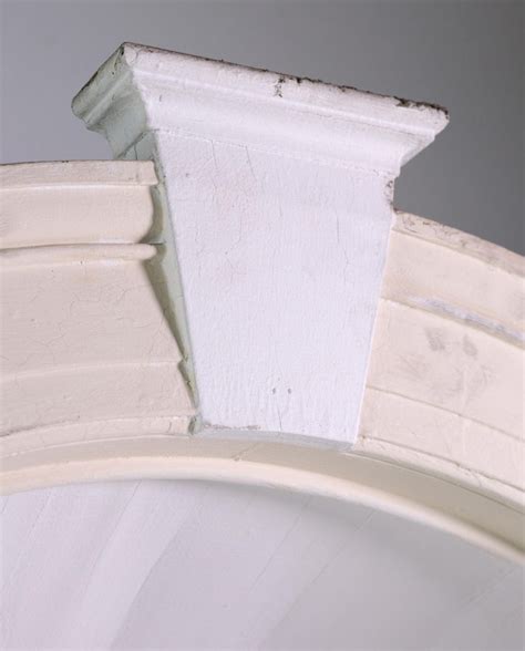 Roman Style Arched Alcove With Keystone Top And Interior Shelf For Sale