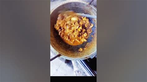 মাটির চুলায় আলু দিয়ে সুস্বাদু গরুর ভুড়ি রান্না 😋 Youtube