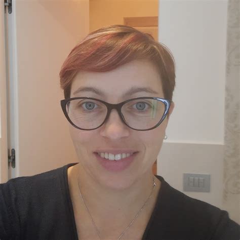 Elisa Brutti Cfo Credici E Crea Srl Linkedin