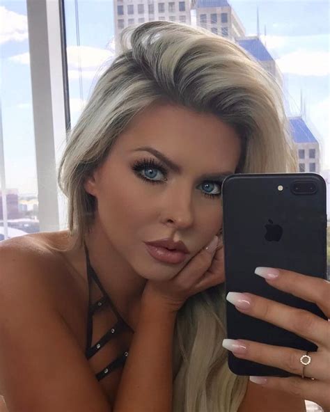 Pin On Gorgeous Self Pics