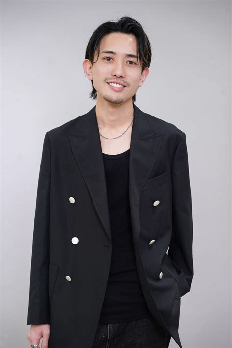 岸 拓美 Lipps Hair 銀座 アートデザイナー メンズ美容室・ヘアサロン Lipps Hair リップスヘアー