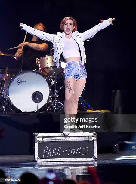 6443 Hayley Williams Paramore Photos And High Res Pictures Getty Images