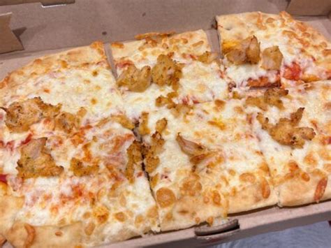 Tim Hortons New Flatbread Pizza An Honest Review Food And Drink