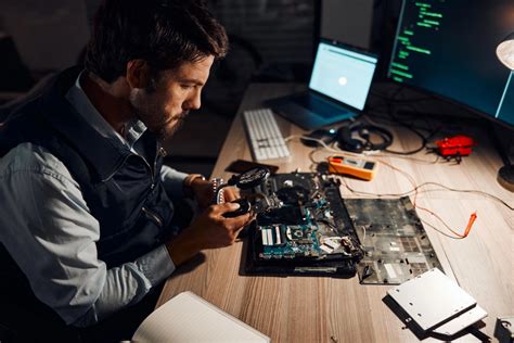 Ultimate Guide To Computer Hardware Repairs And Upgrades
