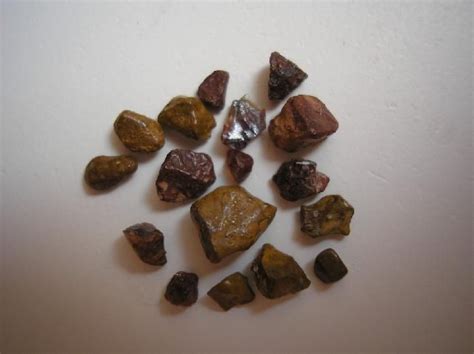 Picotite Rare Chrome Spinel Frame By Frame Animation Mineral Stone