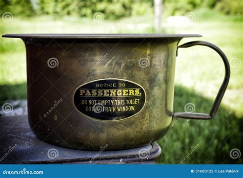 Pot De Pipi De Vintage Photo Stock Image Du Instructions 31683122